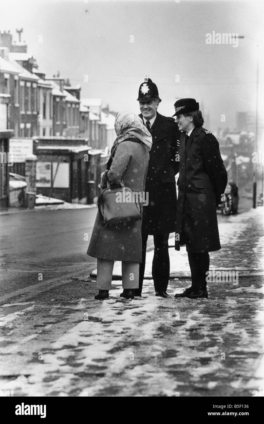 Two woman chatting Black and White Stock Photos & Images - Alamy