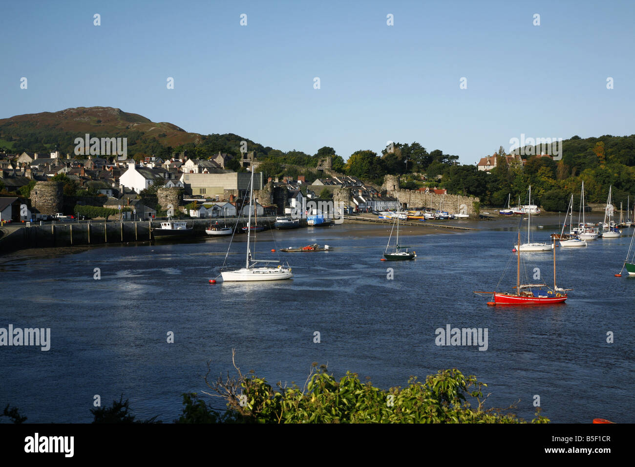 The picturesque Conwy (Conway) estuary is overlooked by the ancient ...