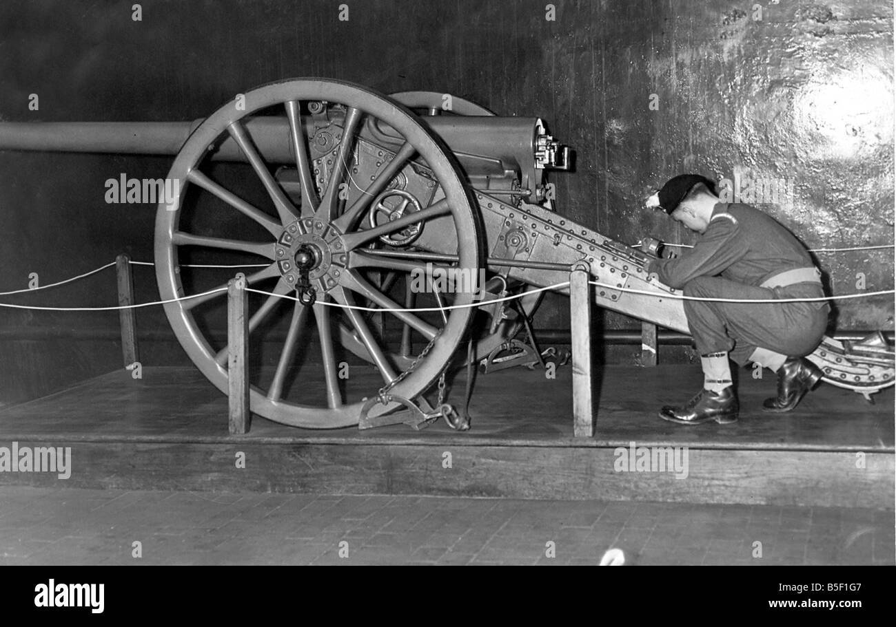 Fusilier T Russon writes the history of the Boer War gun an Elswick ...