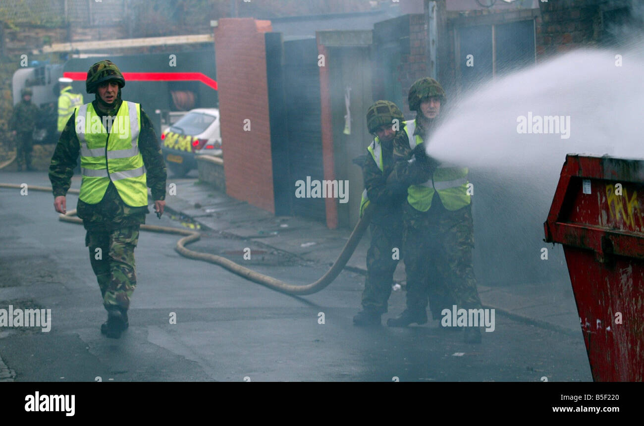Firefighters Firemen Strike November 2002 An army fire crew tackle a ...