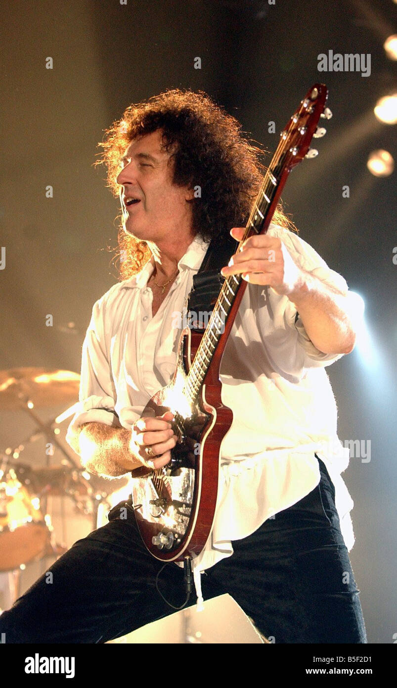 Queen and Paul Rodgers perform at the Metro Radio Arena 3 May 2005 ...