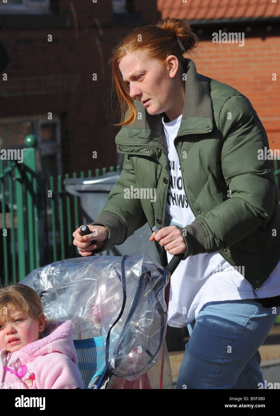Karen Matthews mother of missing Shannon Matthews in Dewsbury March ...