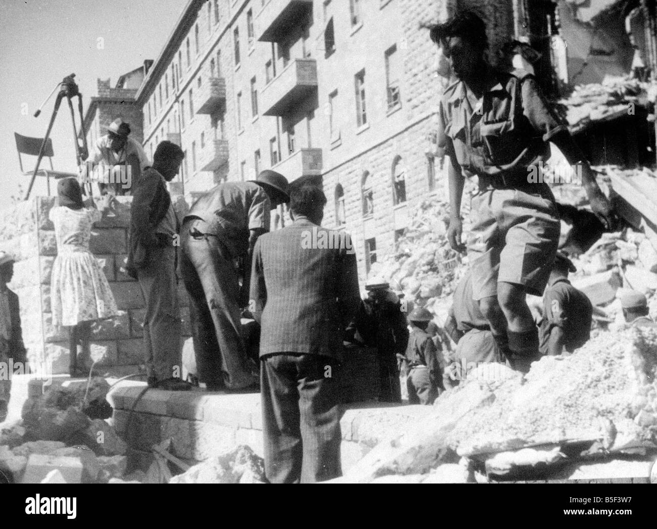 Israel bombing Black and White Stock Photos & Images - Alamy