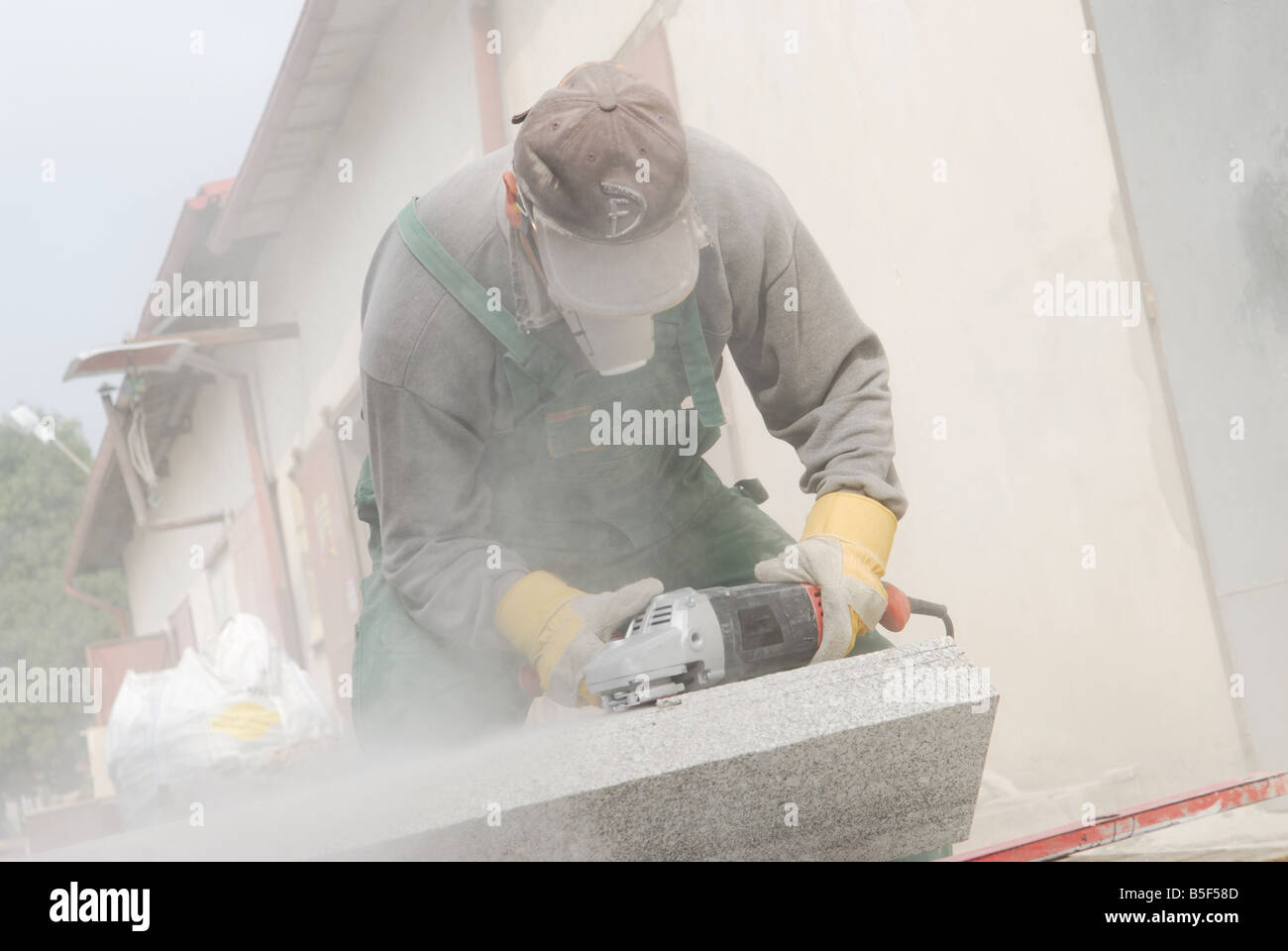 Work In Stone Concreting Flooring Laying Pouring Wet Works Cement