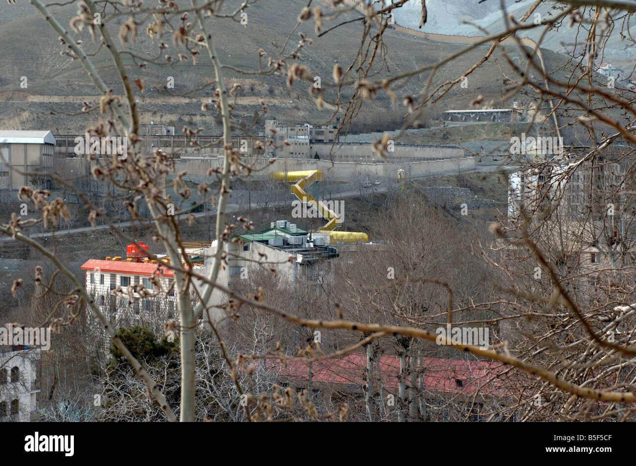 Tehran suburbs hi-res stock photography and images - Alamy