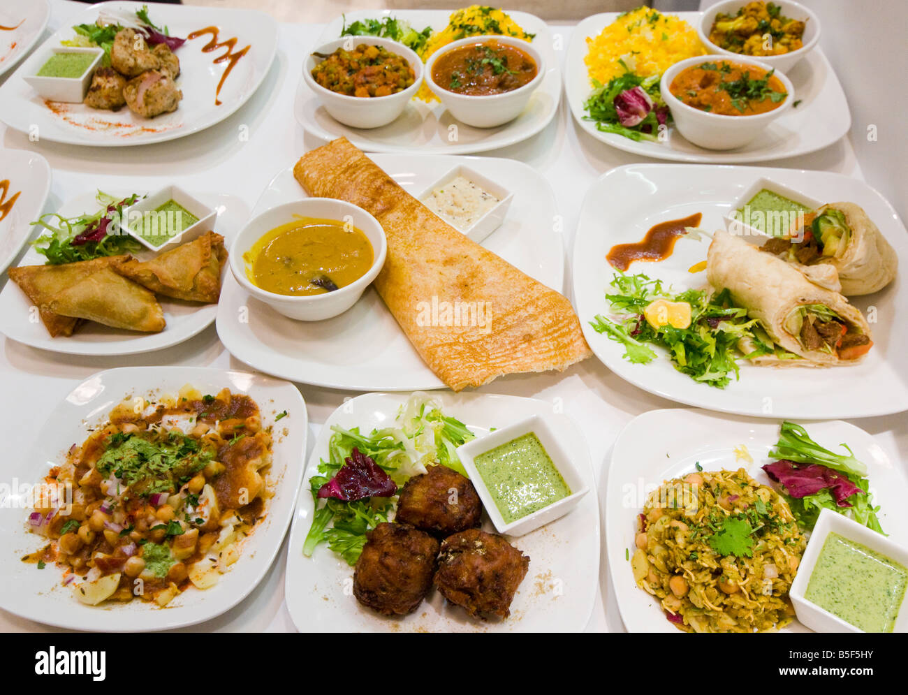 Indian food in the uk hi-res stock photography and images - Alamy