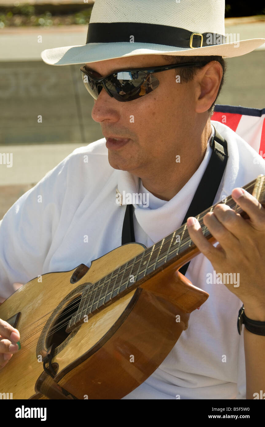 Cuatro instrument hi-res stock photography and images - Alamy