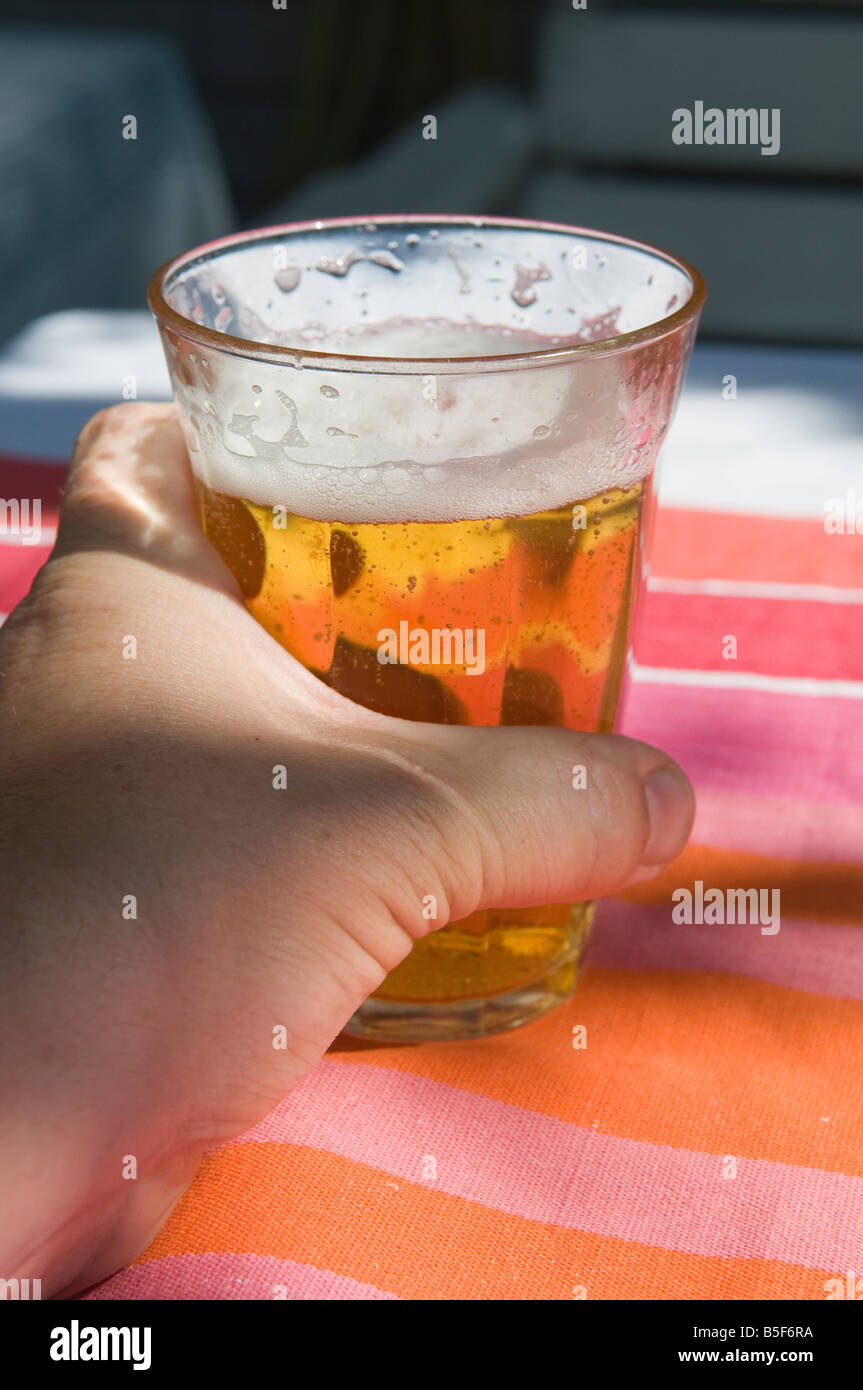 A glass of beer in the sun Stock Photo - Alamy