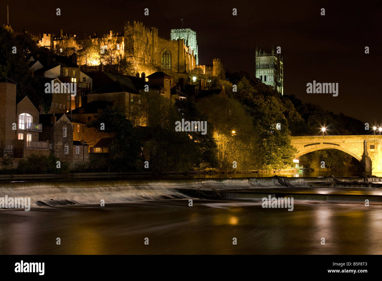 Durham cathedral from river hi-res stock photography and images - Alamy