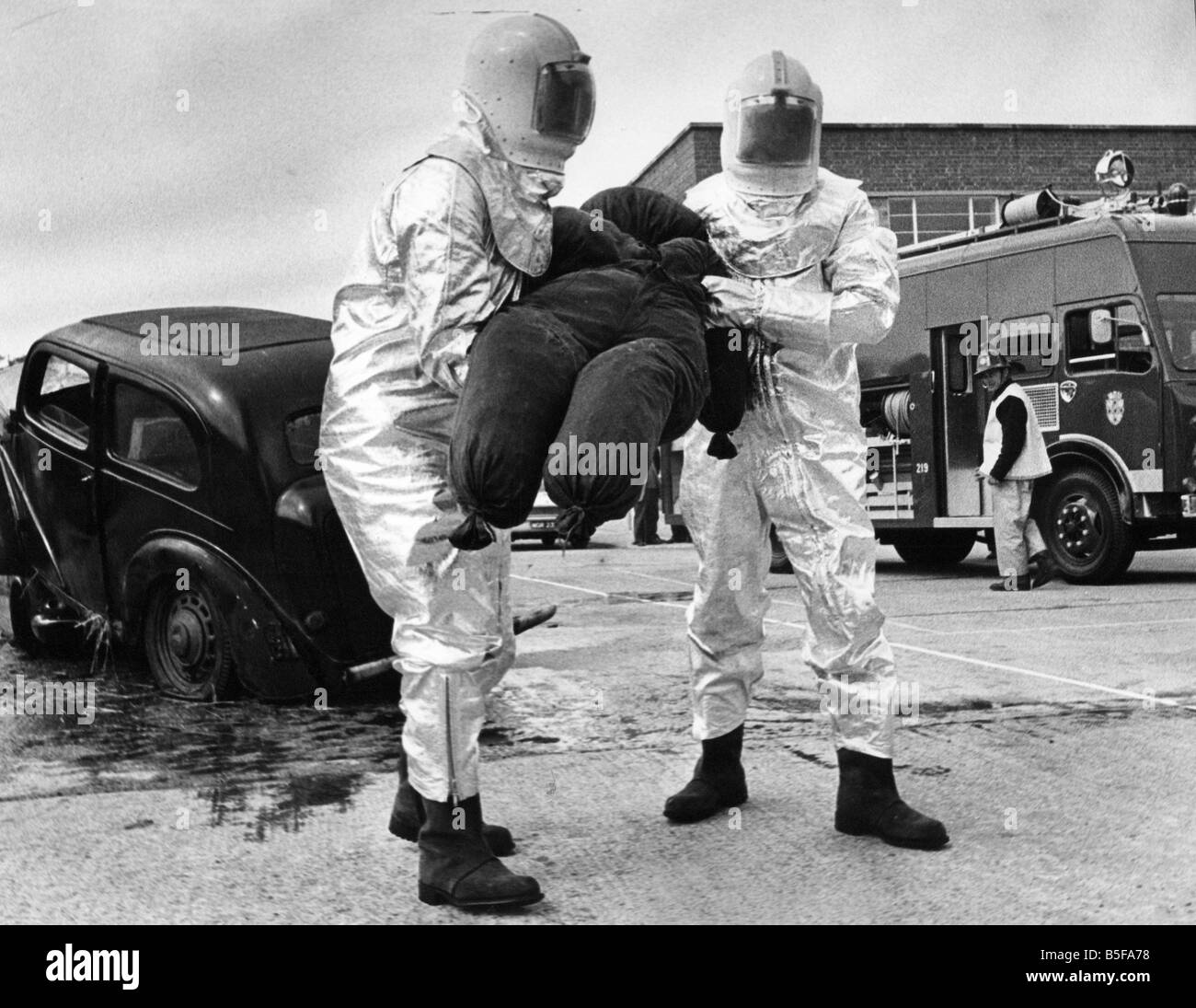 Firefighters 1970s hi-res stock photography and images - Alamy