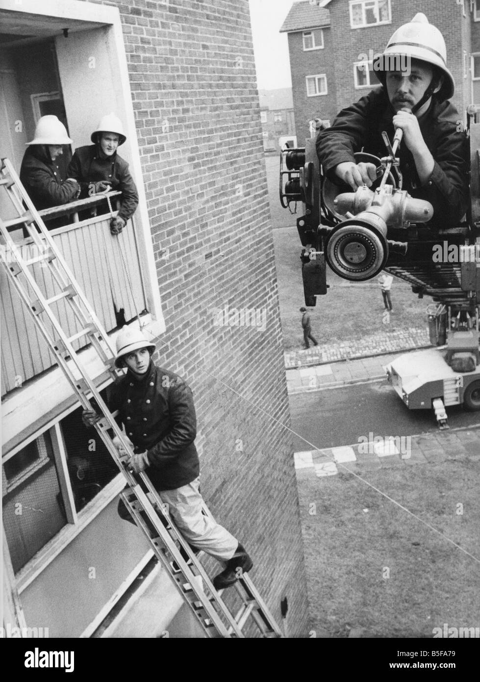 Fire engine turntable ladder hi-res stock photography and images - Alamy