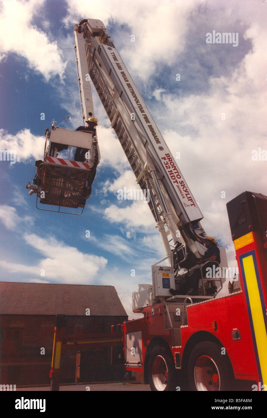 Gateshead Fire Station shows off it s latest piece of equipment the ...