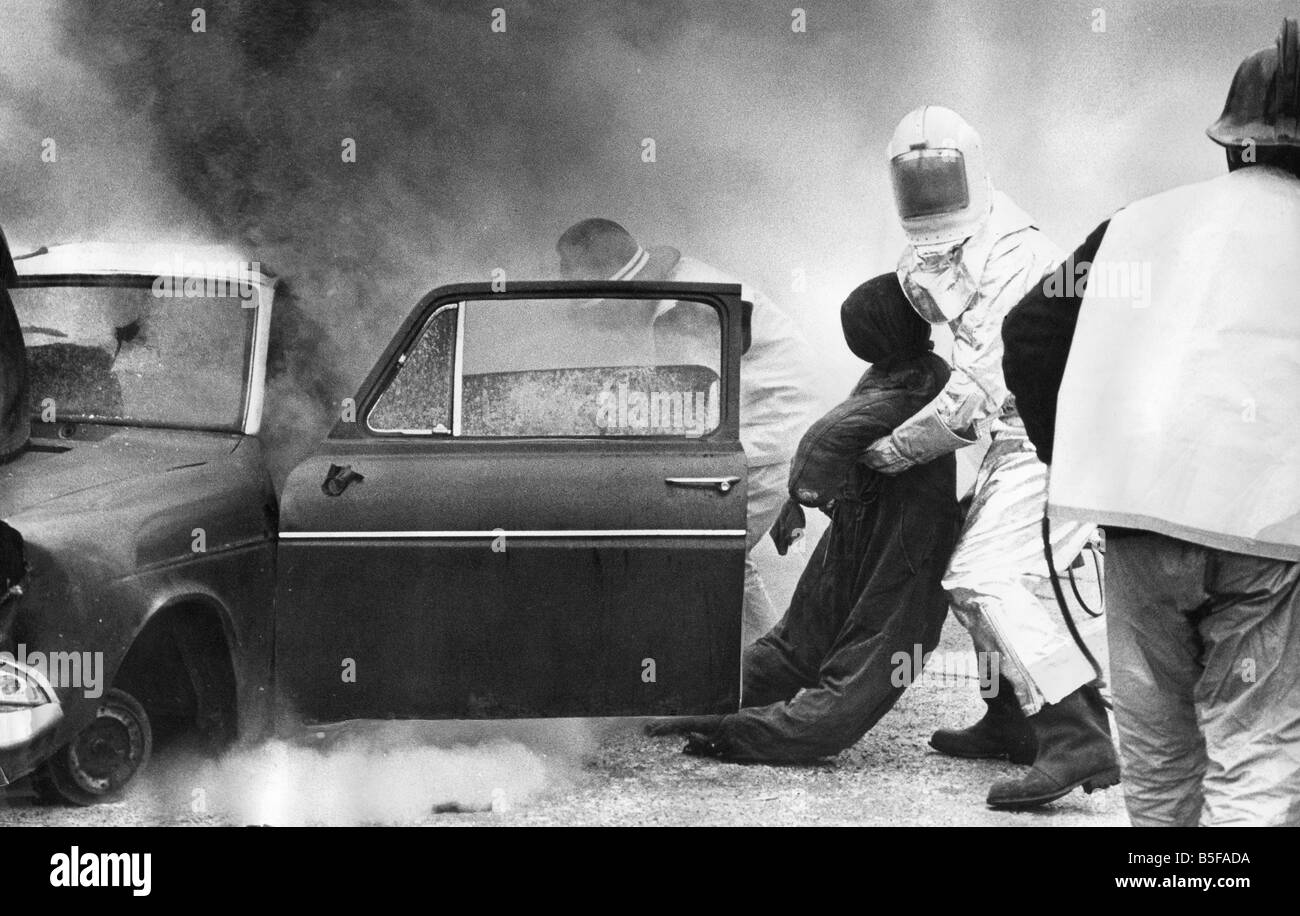 Firefighters 1970s hi-res stock photography and images - Alamy