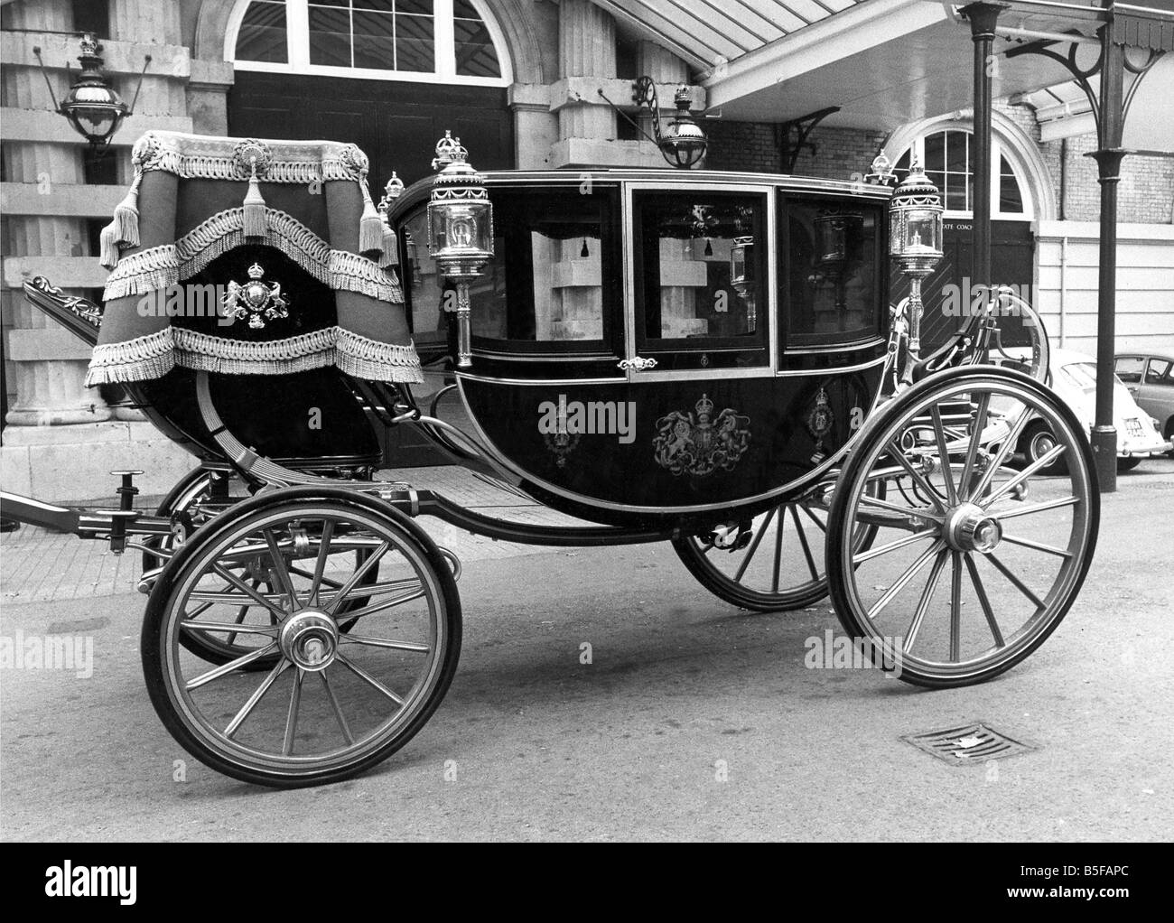 1970s coach hi-res stock photography and images - Alamy