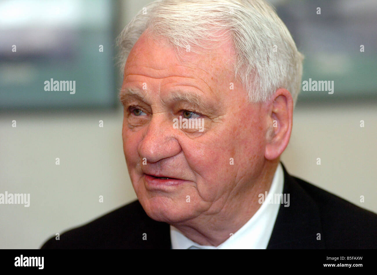 Sir Bobby Robson at the Copthorne Hotel Stock Photo - Alamy