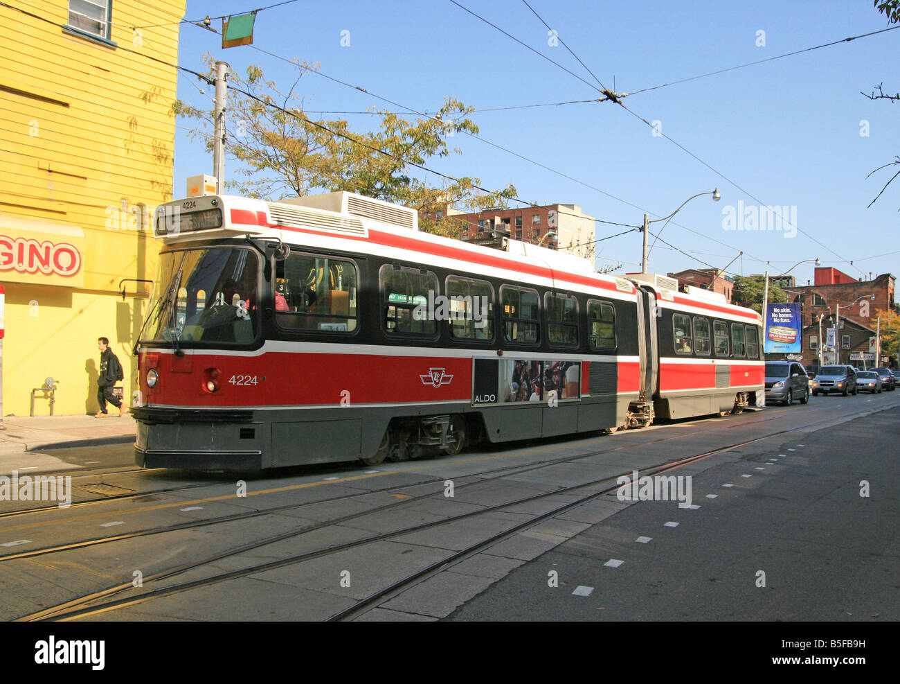 Toronto streetcar tracks hi-res stock photography and images - Alamy