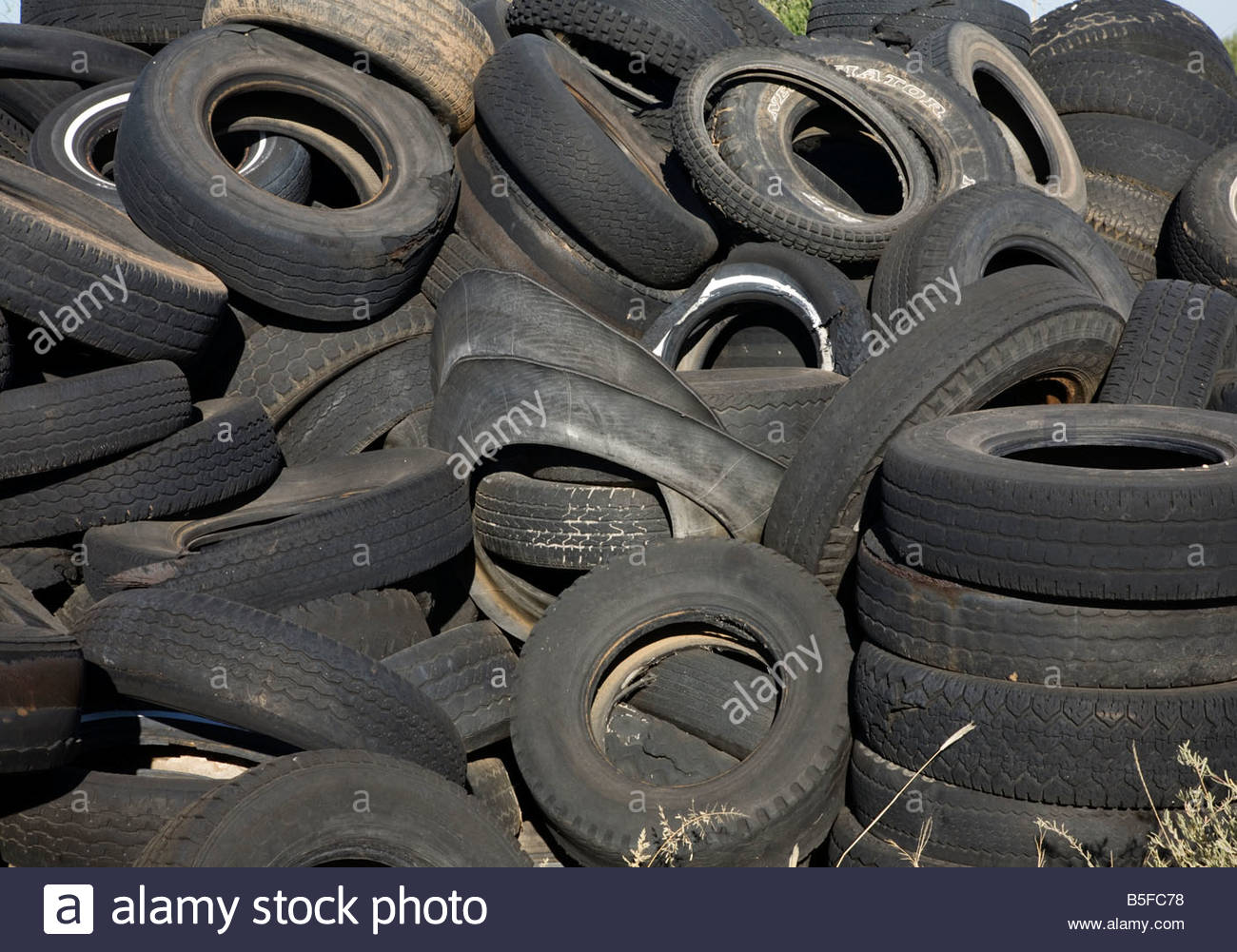 Scrap Tyres Stock Photos & Scrap Tyres Stock Images - Alamy