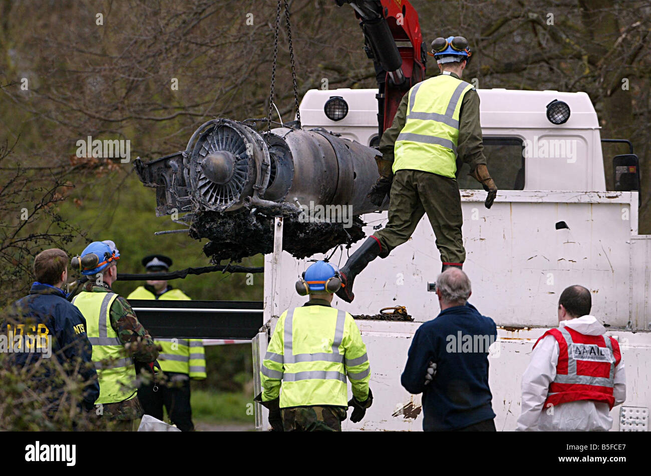 Engines removed hi-res stock photography and images - Alamy