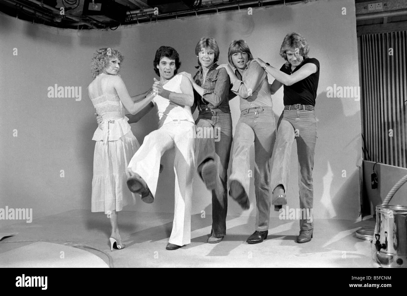 New Disco danced called "Disco Smooch" been created to be danced to pop ...