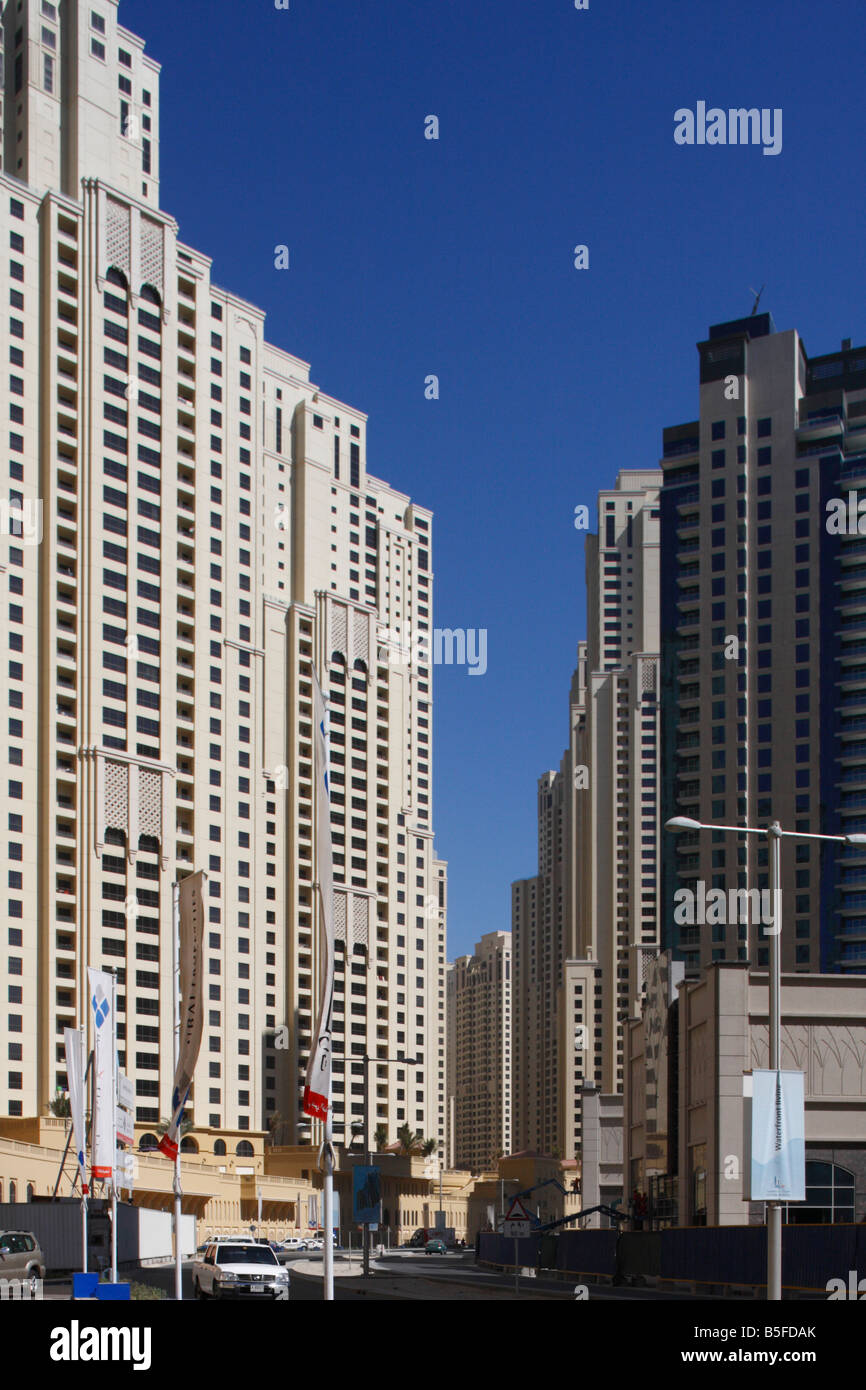 HIGH RISE BUILDINGS IN DUBAI Stock Photo - Alamy