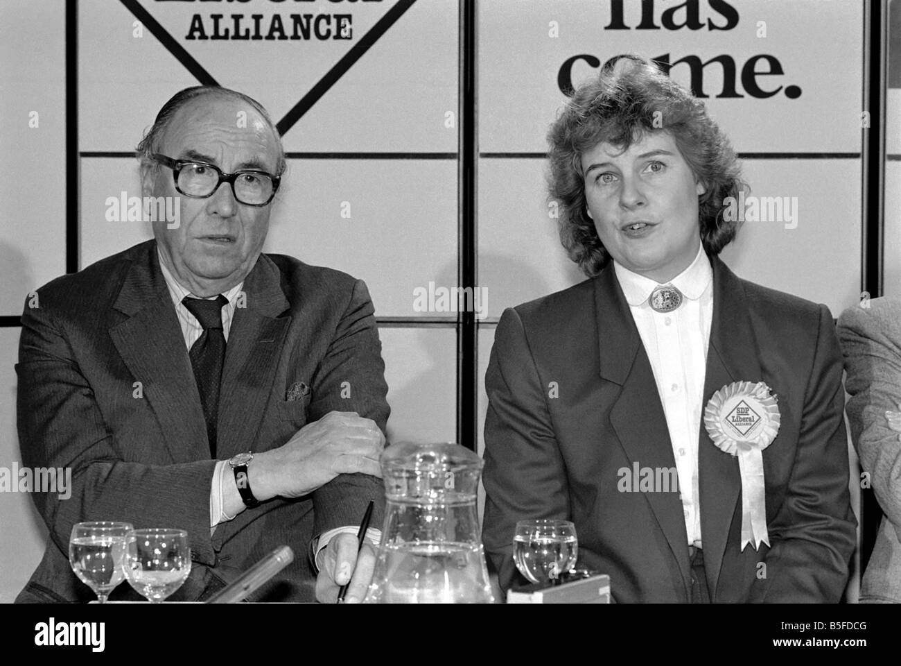 Roy barnes hi-res stock photography and images - Alamy