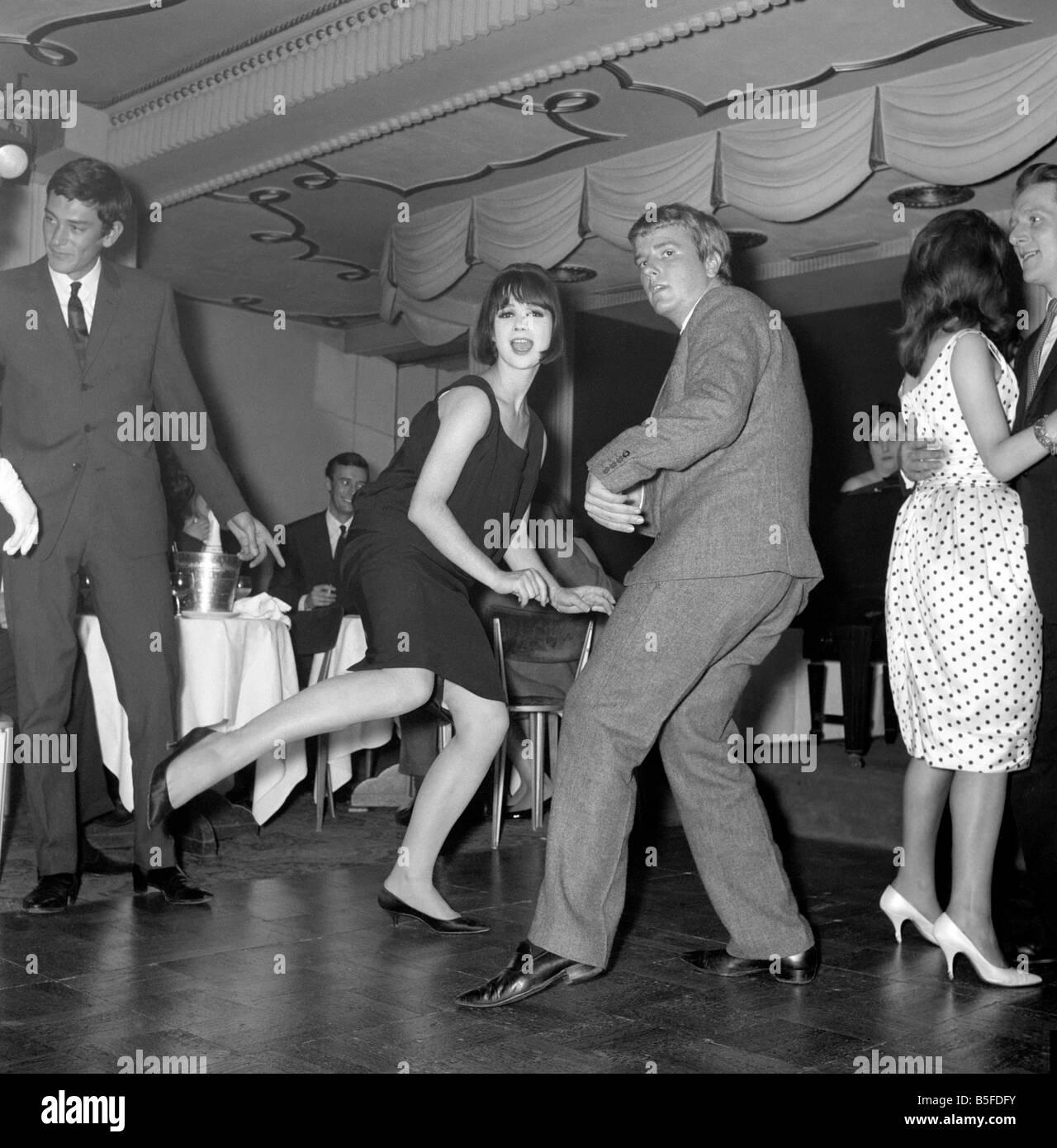Twist dance 1960s Black and White Stock Photos & Images - Alamy