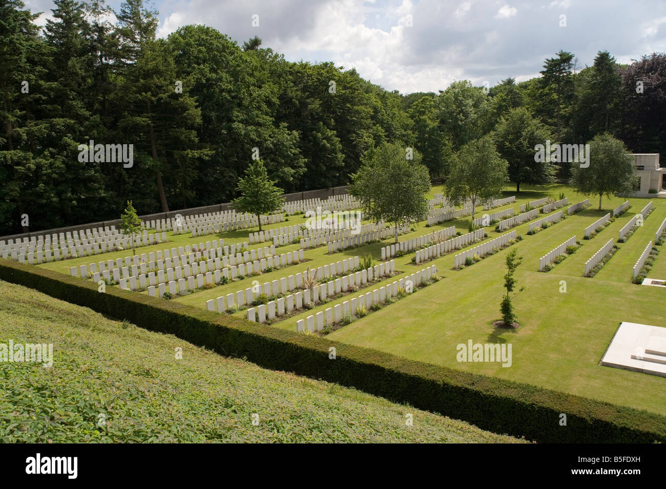Australian 5th Division memorial and cemetery at Buttes in Polygon Wood ...