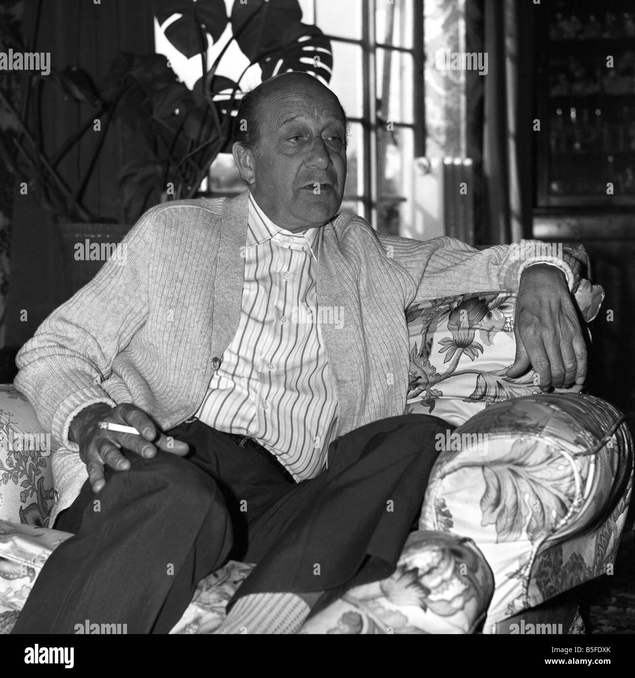 Jimmy jewel hi-res stock photography and images - Alamy