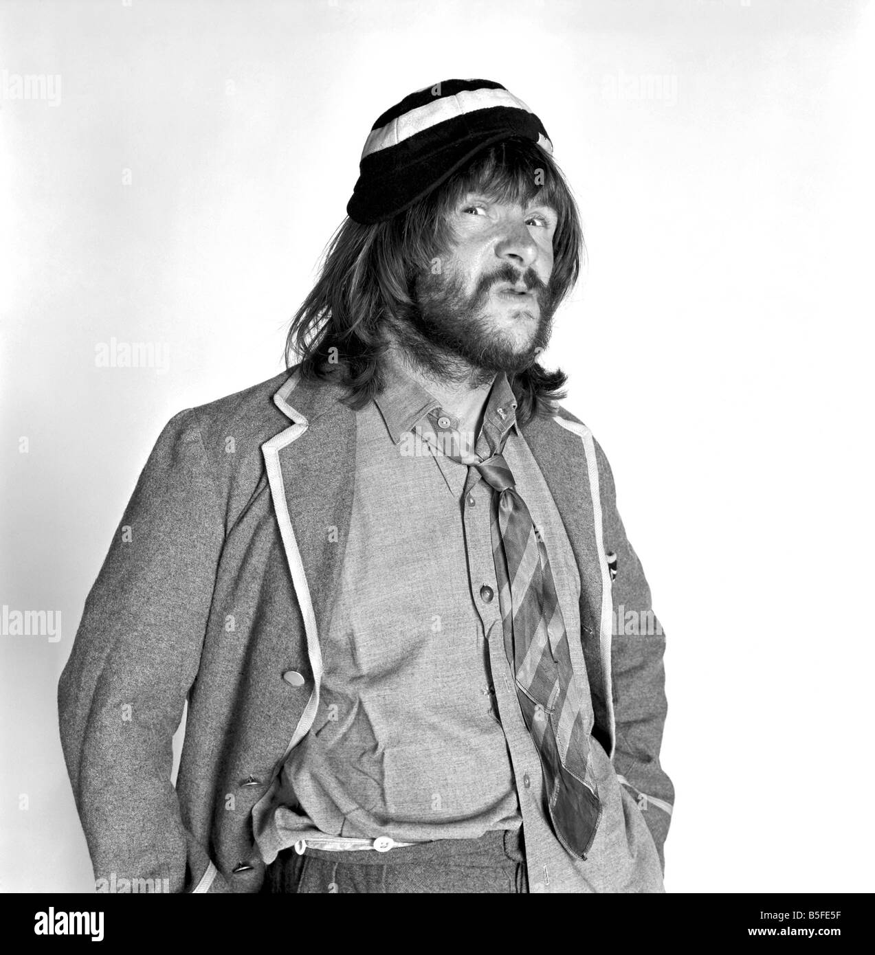 Comedian and TV presenter Bill Oddie. August 1976 S76-4627 Stock Photo ...