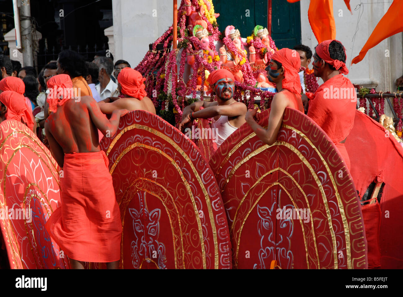 Cultural procession hi-res stock photography and images - Alamy