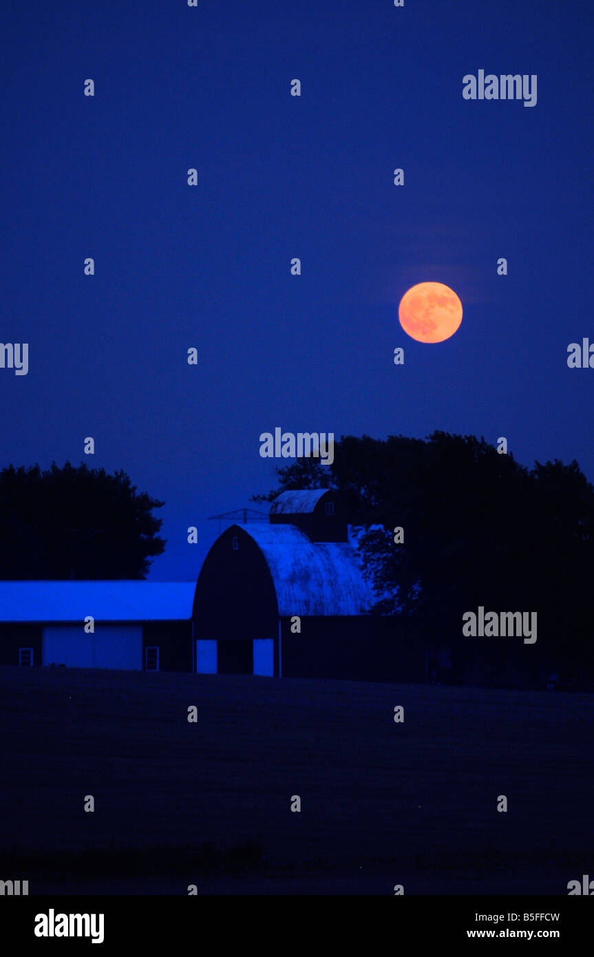 Corn crib hi-res stock photography and images - Alamy