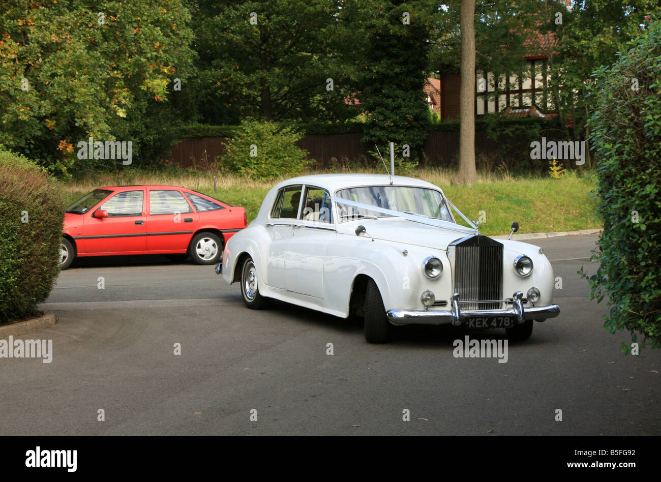 Rolls royce window hi-res stock photography and images - Alamy