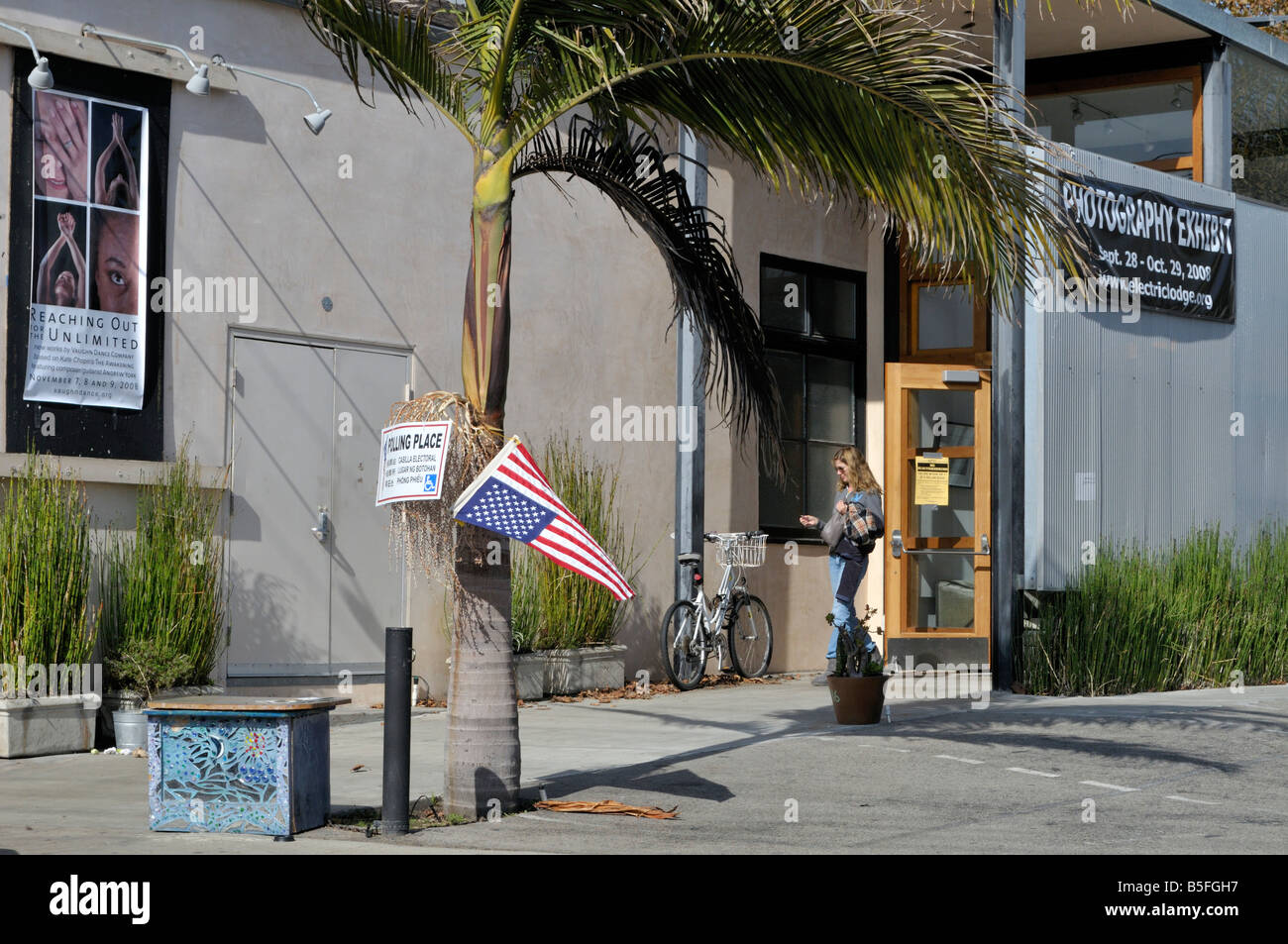 Polling station set up inside photographic gallery Stock Photo - Alamy