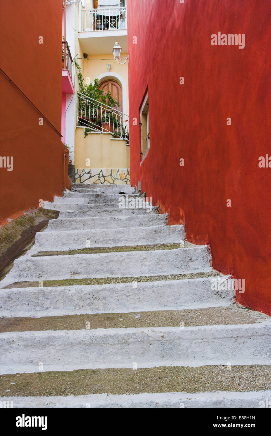 Approach front door hi-res stock photography and images - Alamy