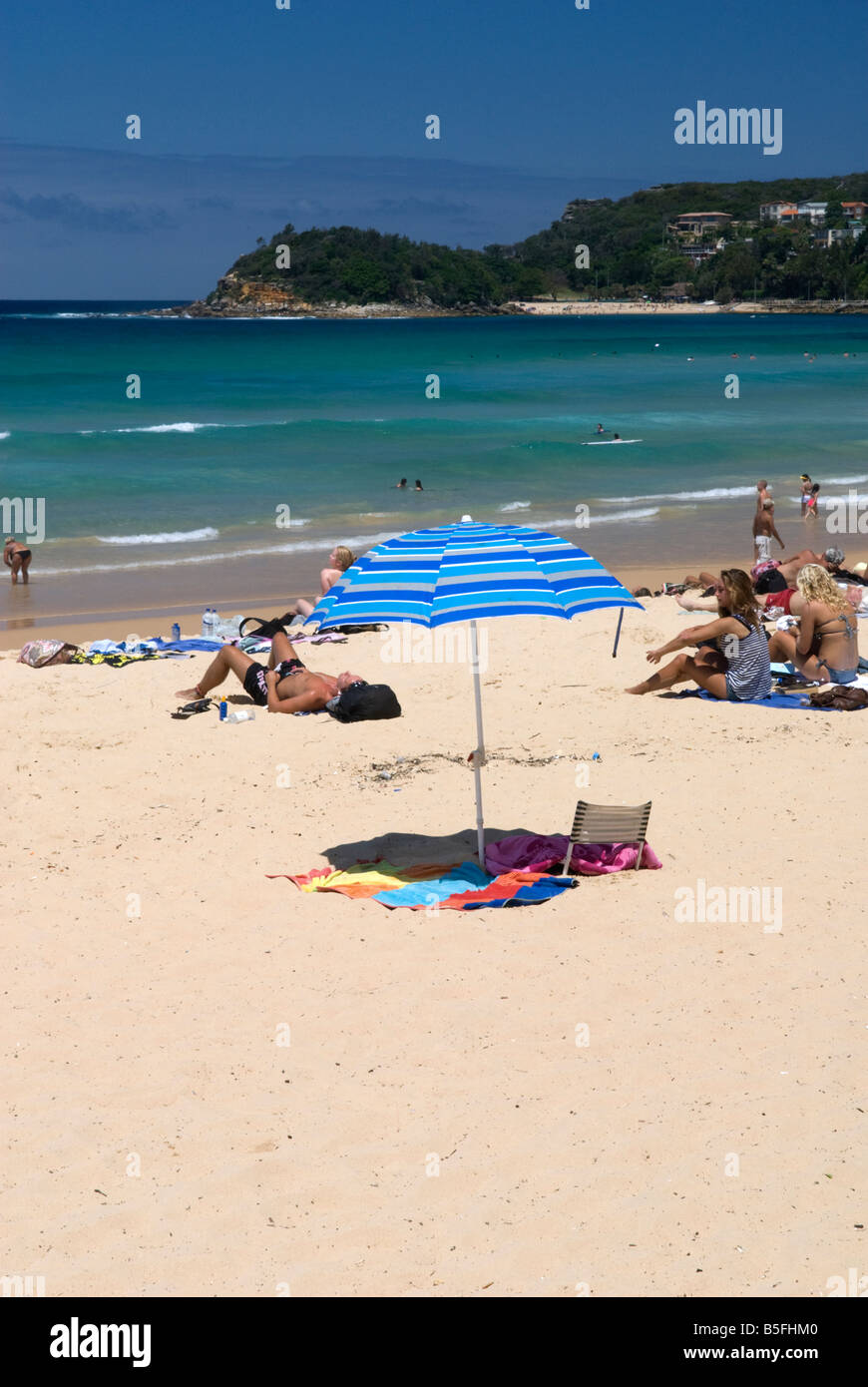 Sunbathers australia hi-res stock photography and images - Alamy