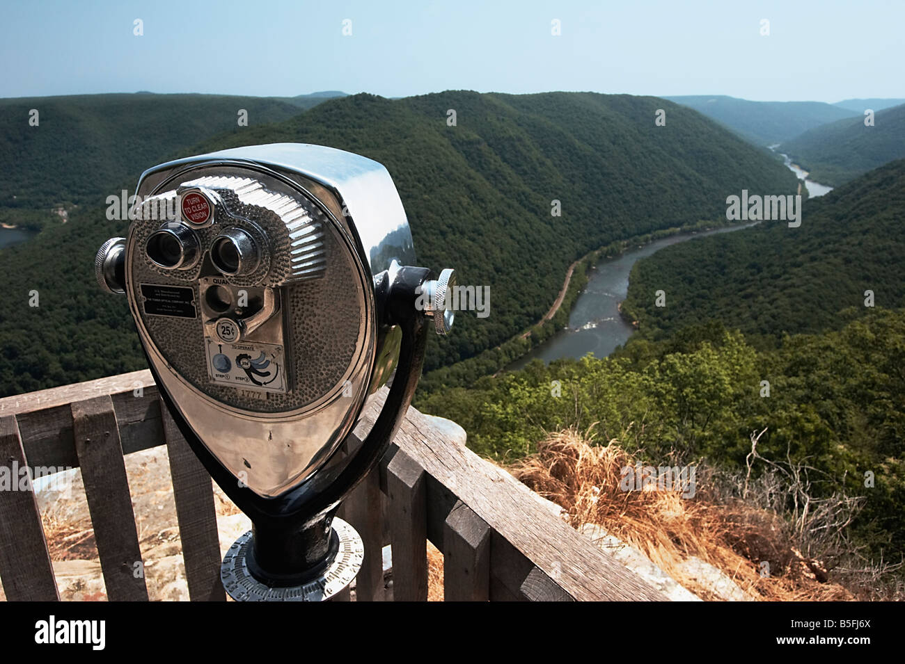 Telephoto view at an overlook in Grandview State Park The overlook is ...