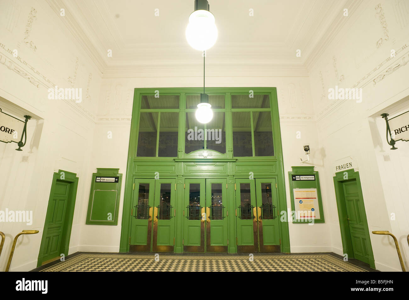 Wien Stadtbahnstation Schönbrunn von Otto Wagner Vienna Stadtbahn by ...