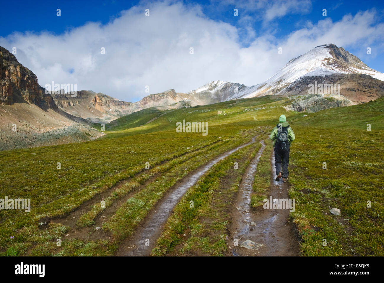 Helen lake banff national park hi-res stock photography and images - Alamy