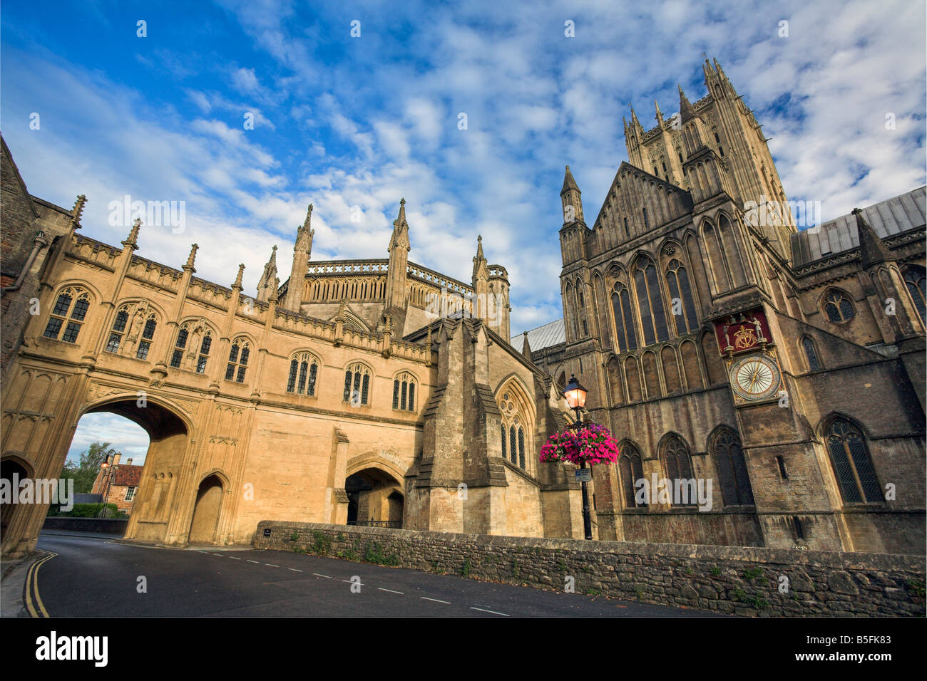 Wells Chain Gate High Resolution Stock Photography and Images - Alamy
