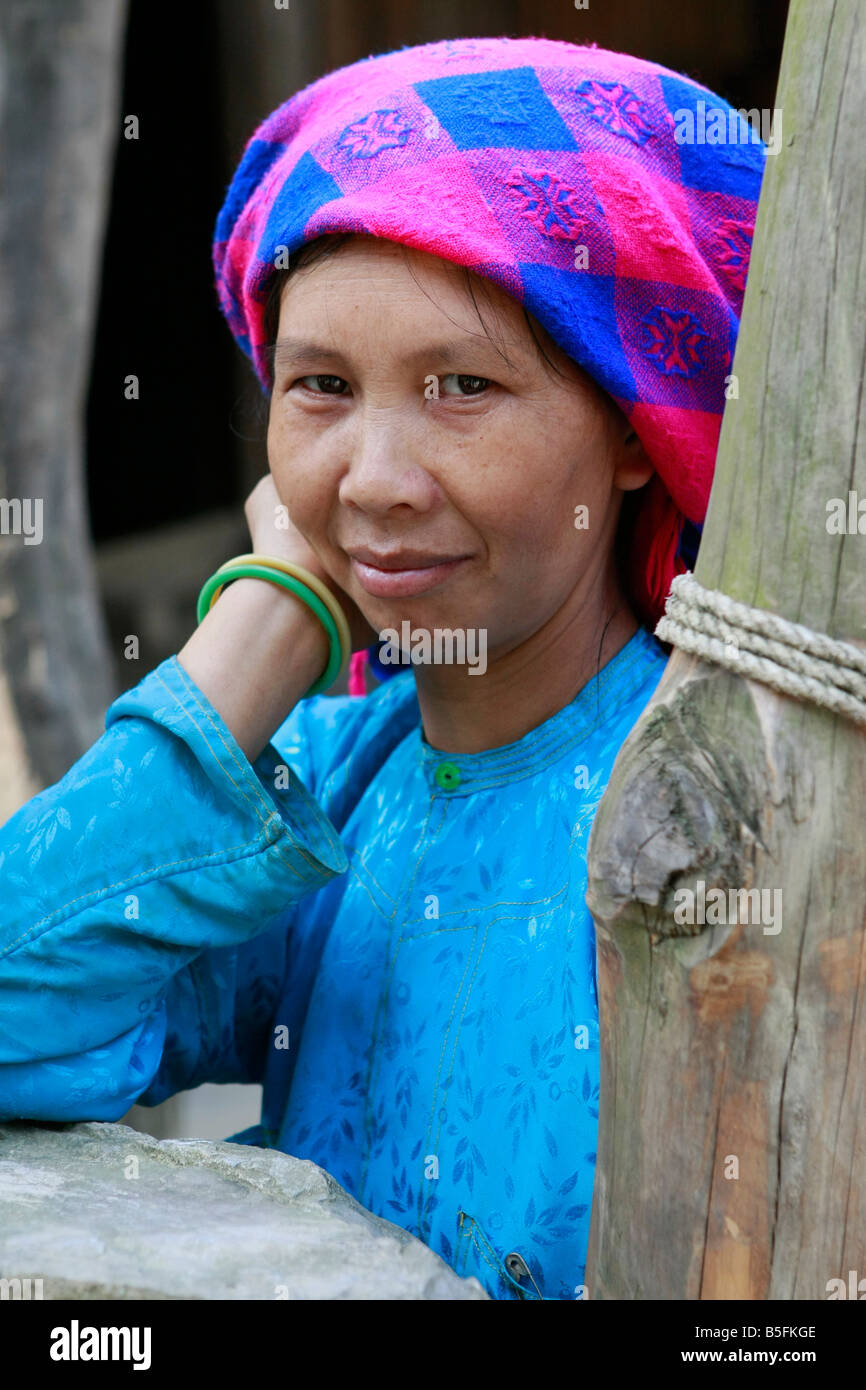 White Hmong tribeswoman at the village of Pho Lao, Dong Van Plateau, Ha ...