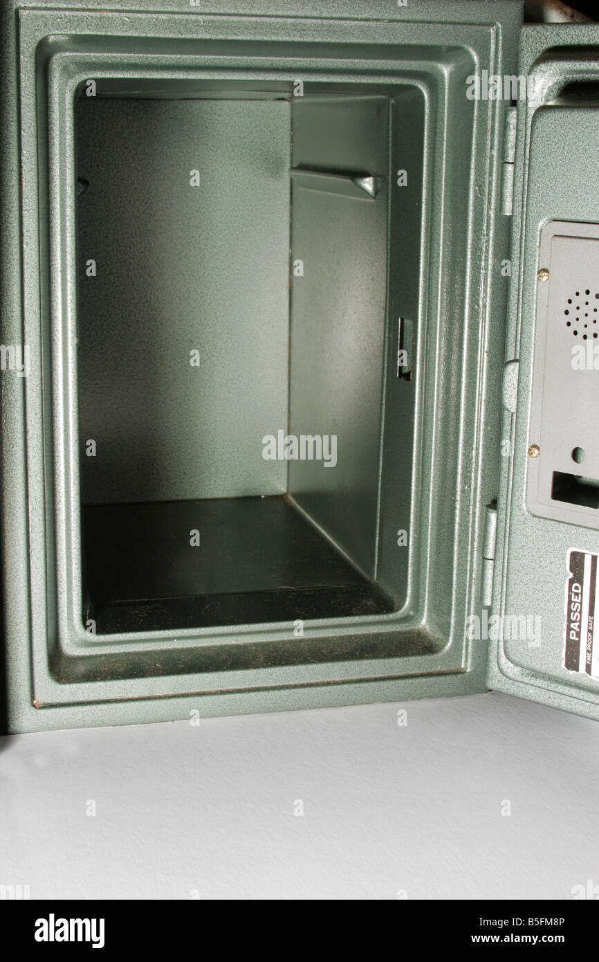 Bank Vault Empty Stock Photos & Bank Vault Empty Stock Images - Alamy