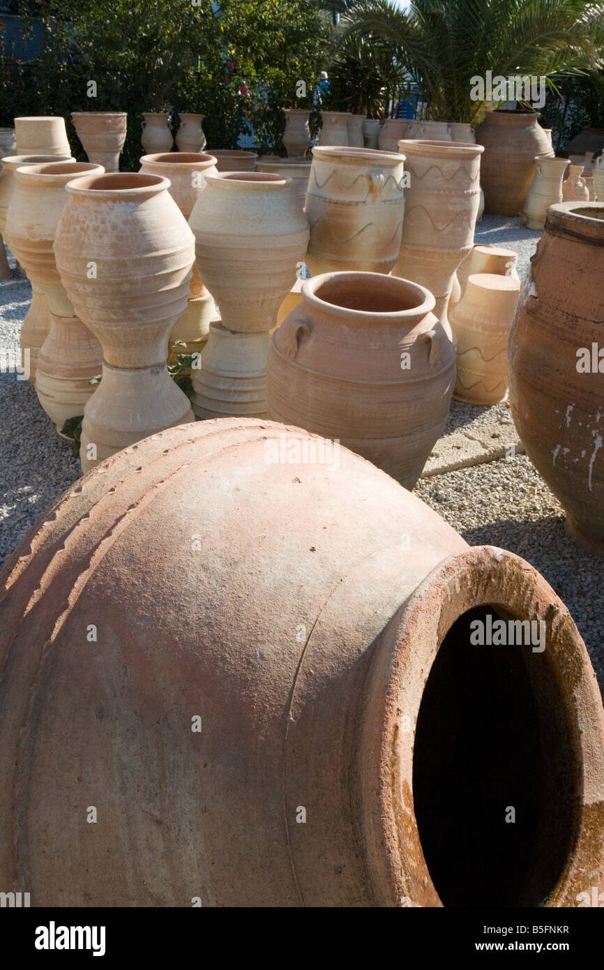 Greek storage jars hi-res stock photography and images - Alamy