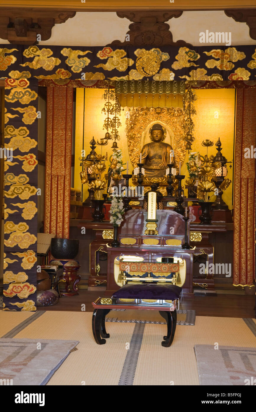 Japanese Temple Interior Stock Photos & Japanese Temple Interior Stock ...
