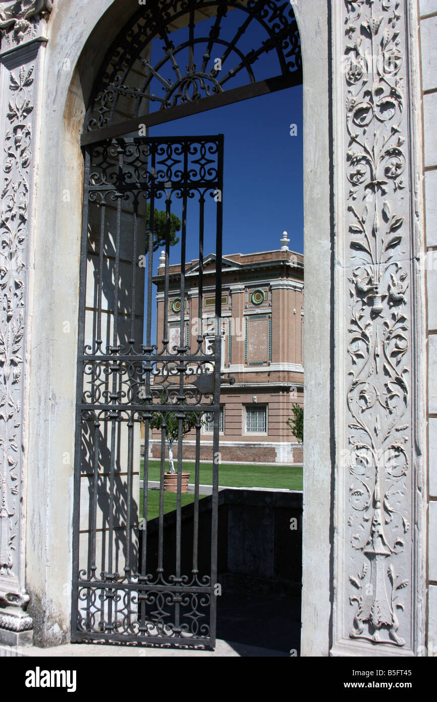 Vatican border hi-res stock photography and images - Alamy