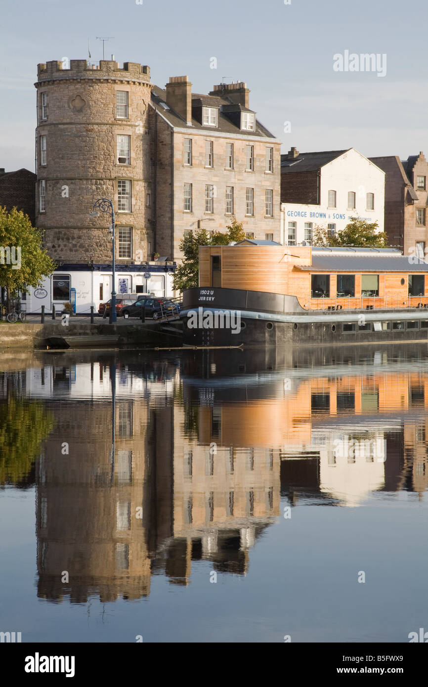 Leith the shore hi-res stock photography and images - Alamy