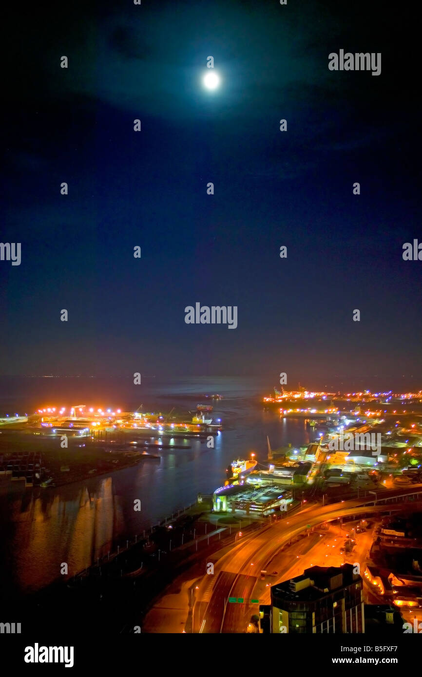 Docks - Mobile, Alabama - Full Moon Stock Photo - Alamy