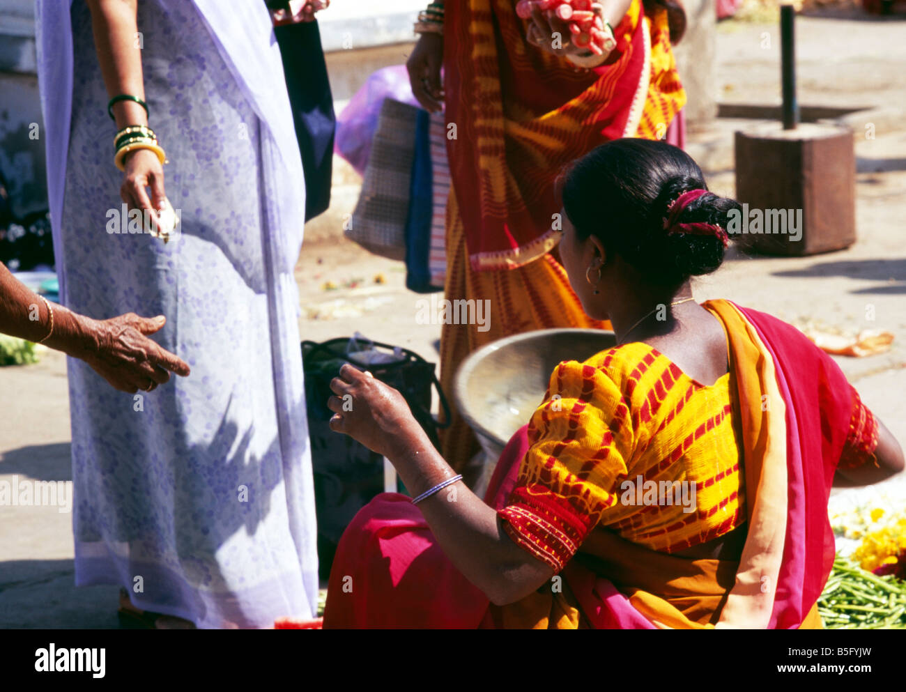 Women In Sari Fruit Market High Resolution Stock Photography and Images ...