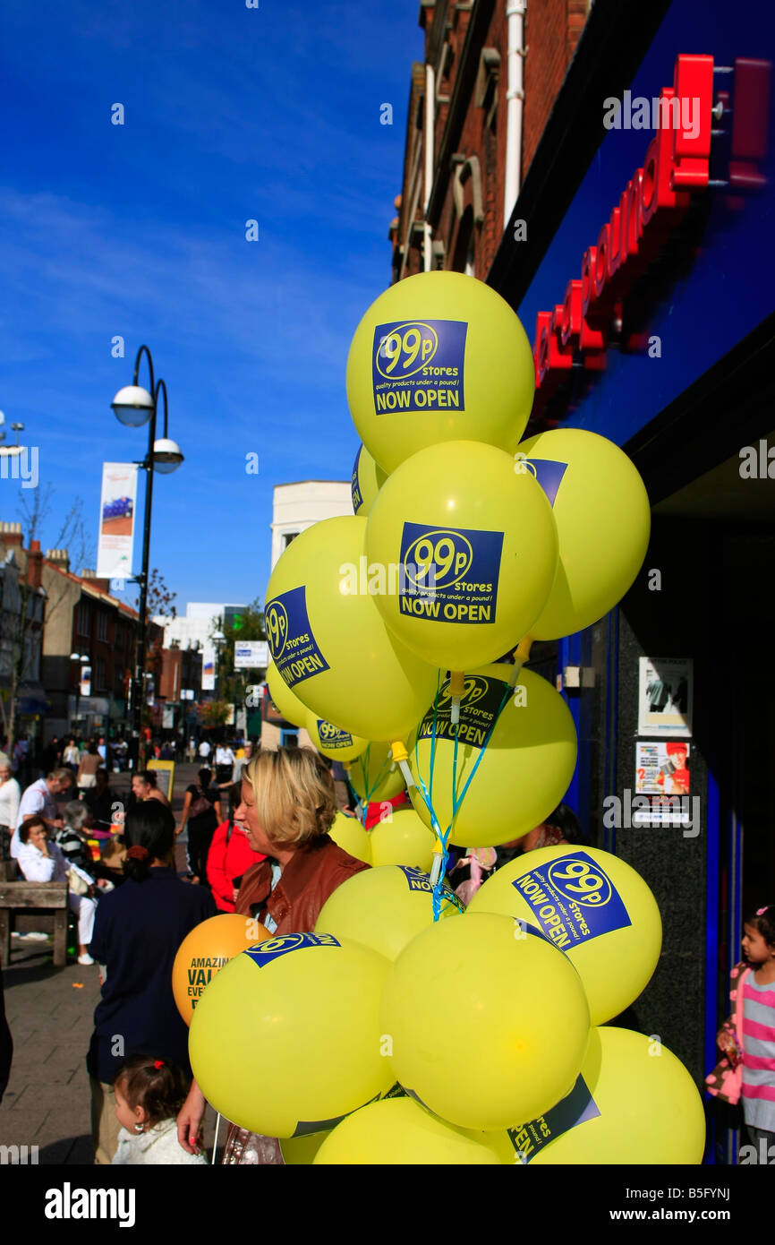 Recession hit Britain shoppers attracted to the Everything under a ...