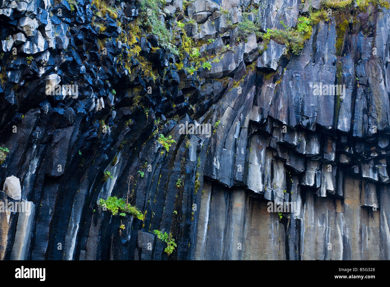 Iceland rock strata hi-res stock photography and images - Alamy