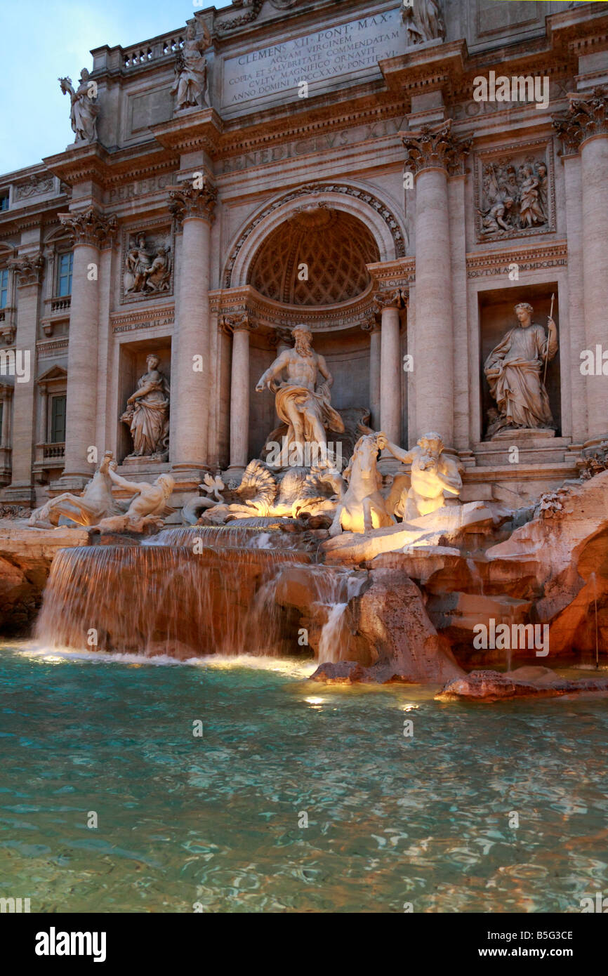 Evening at the Trevi Fountain in the Piazza di Trevi Rome Italy Stock ...